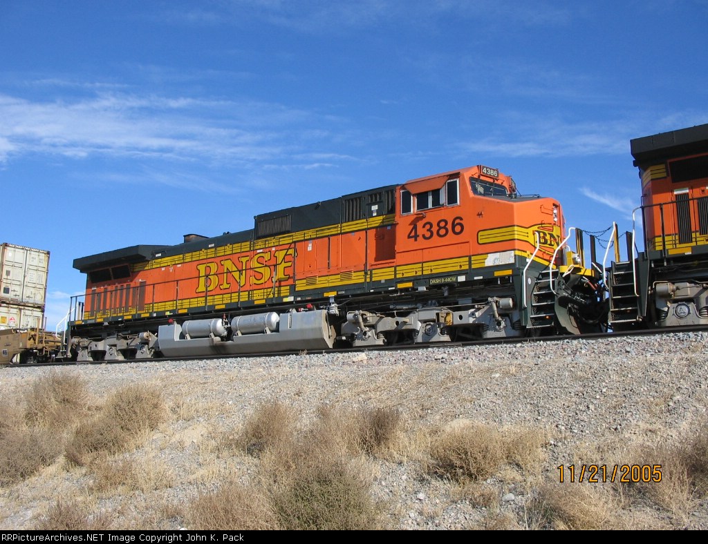 BNSF 4386